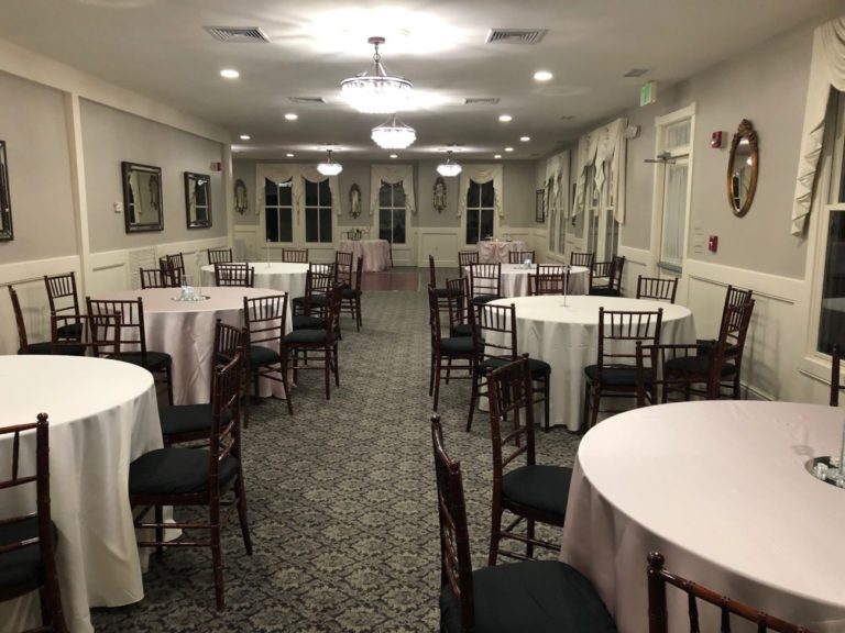 Historic Savage Mill Manor - Putting on the Ritz